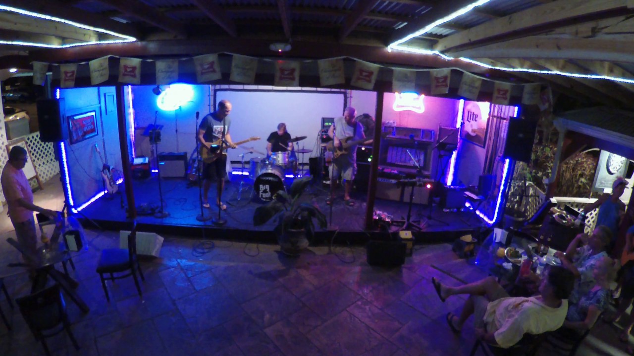 CASTAWAYS ST. CROIX OPEN MIC, CISSY STRUT - YouTube