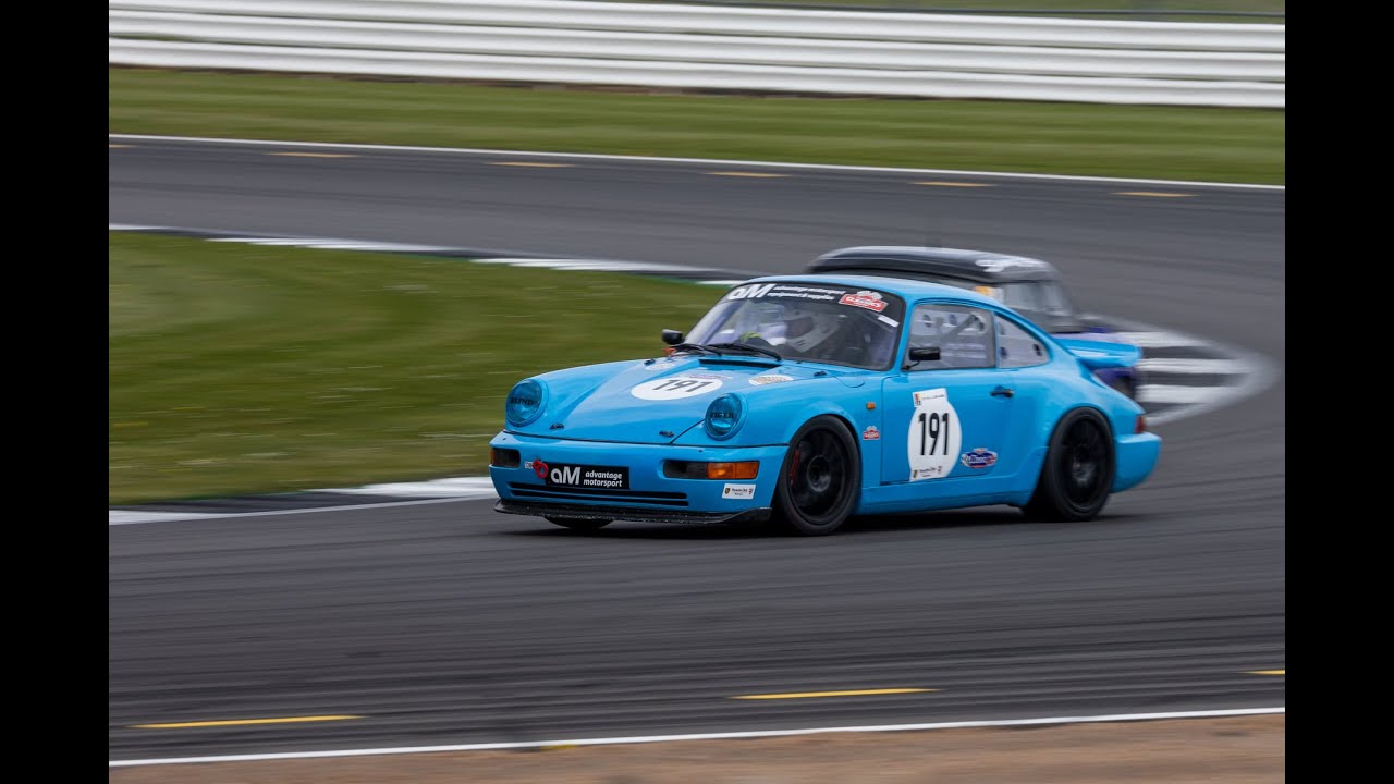 Bernie's V8 and Historic Outlaws Brands Hatch GP race 2 2022 - YouTube