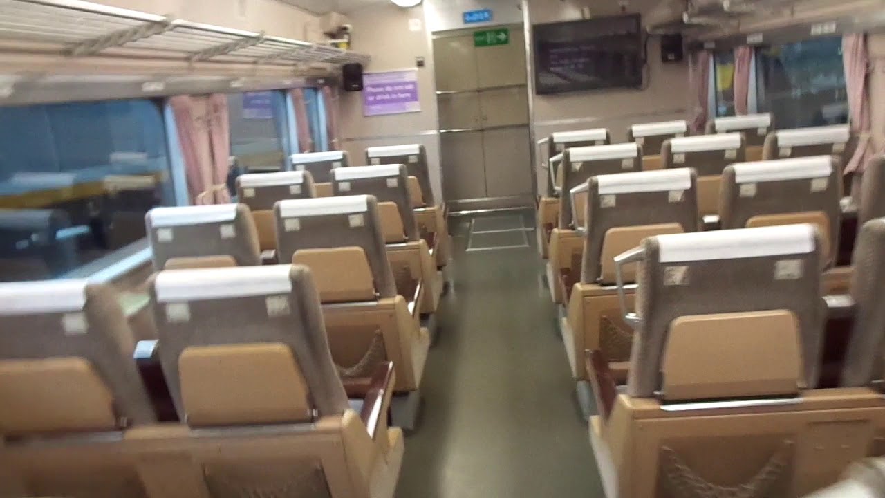 0 Series Shinkansen interior walk through - YouTube