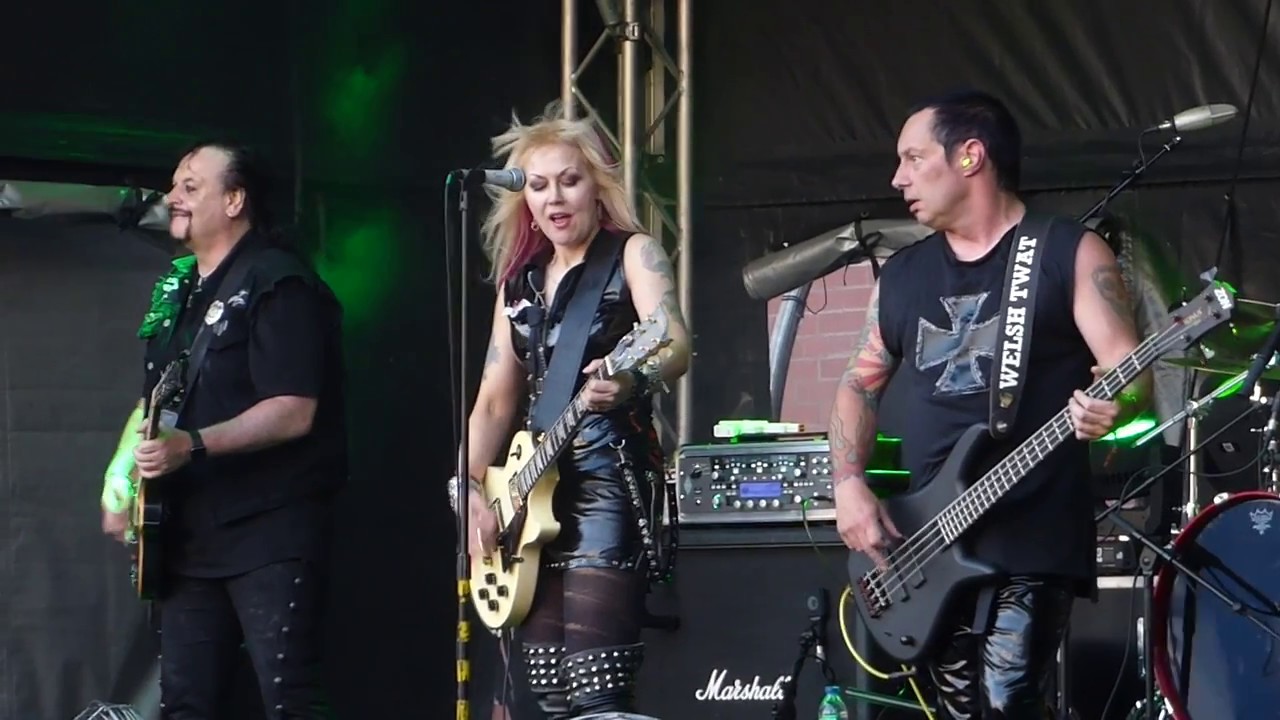 Vice Squad: Starvation Box (live) - Rebellion Festival, Blackpool ...