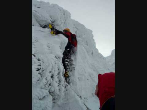 Winter Climbing on Pygmy Ridge - YouTube