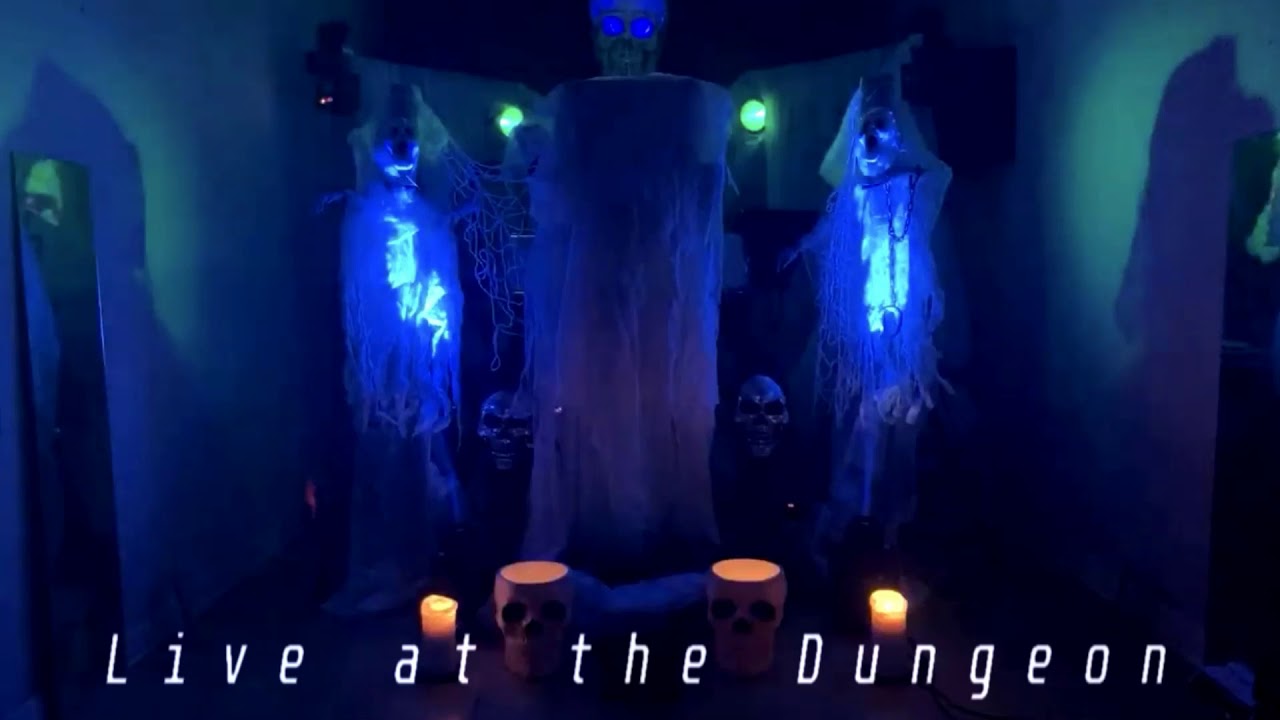 Live At The Dungeon intro Music - YouTube