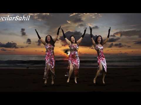 Gün batımında sahilde üç güzel kadının güzel dansı.Ramazan Çelik'le Kaval Ezgisi Eşliğinde.