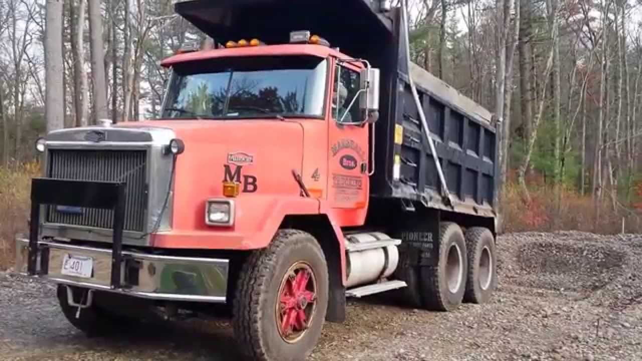 1988 autocar ACL64 cummins big cam 400 - YouTube