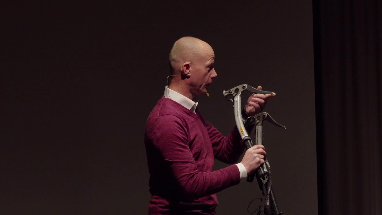 Melvin Redeker | spreker en avonturier op het podium - YouTube