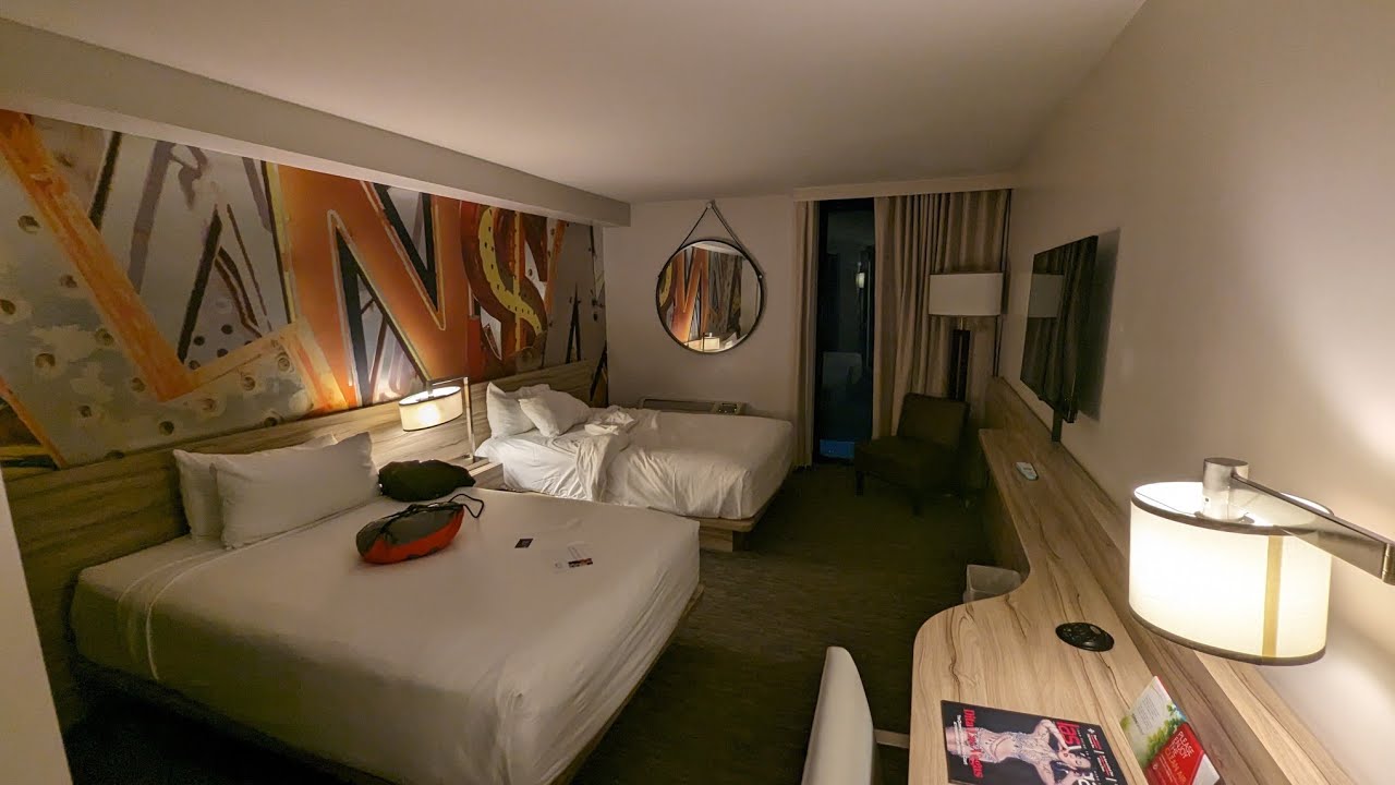 Hotel room tour: Linq hotel and casino Las Vegas, Nevada - YouTube