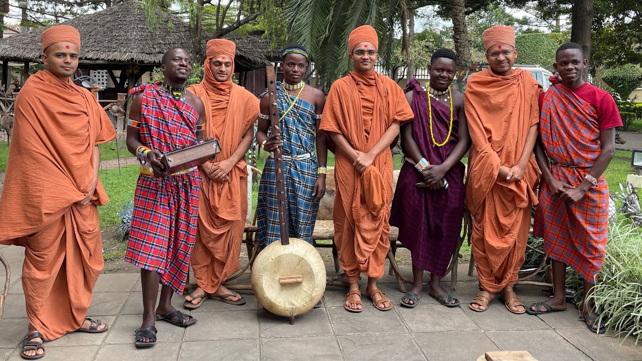 Swaminarayan dhoon by masai monk in arush,Kenya(Africa) - YouTube