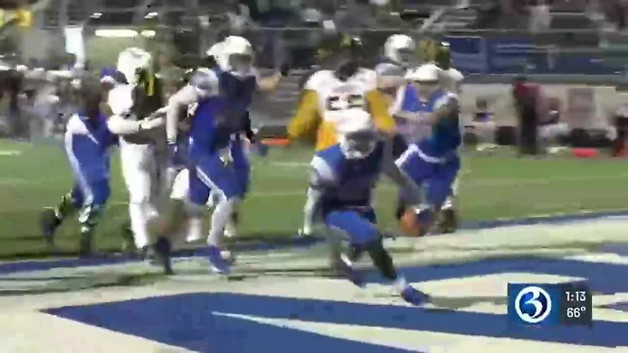 CCSU Blue Devils beat AIC Yellow Jackets - YouTube