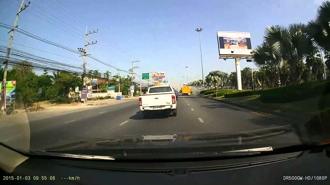 The dangers of driving in Thailand - Slow moving vehicles in the ''fast ...