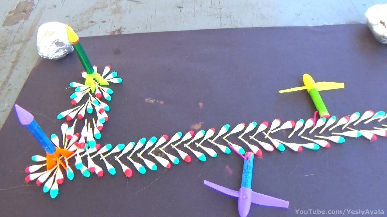 TRONANDO COHETITOS | MISILES Y HELICÓPTEROS | QUEMANDO COHETES ...