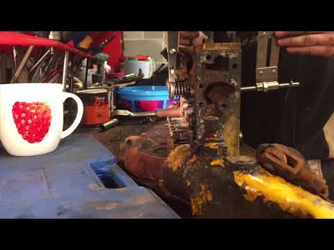 Massey Ferguson Perkins AD3.152 engine rebuild - YouTube