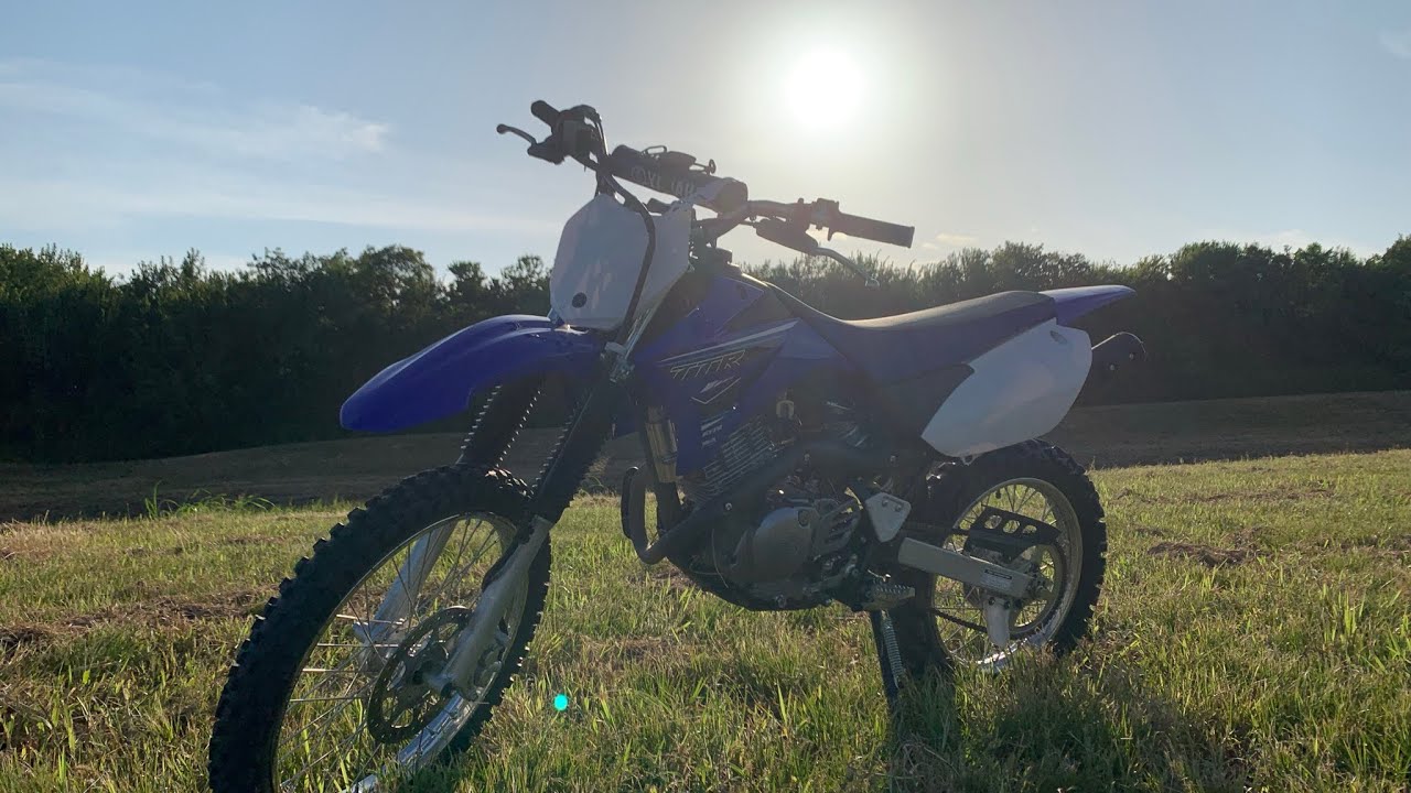 Riding my dirt bike by the creek!! - YouTube