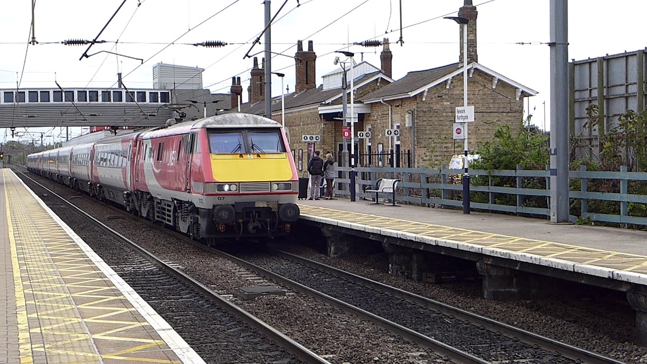 91107 at NEWARK NORTH GATE STATION, 28th April 2019 - YouTube