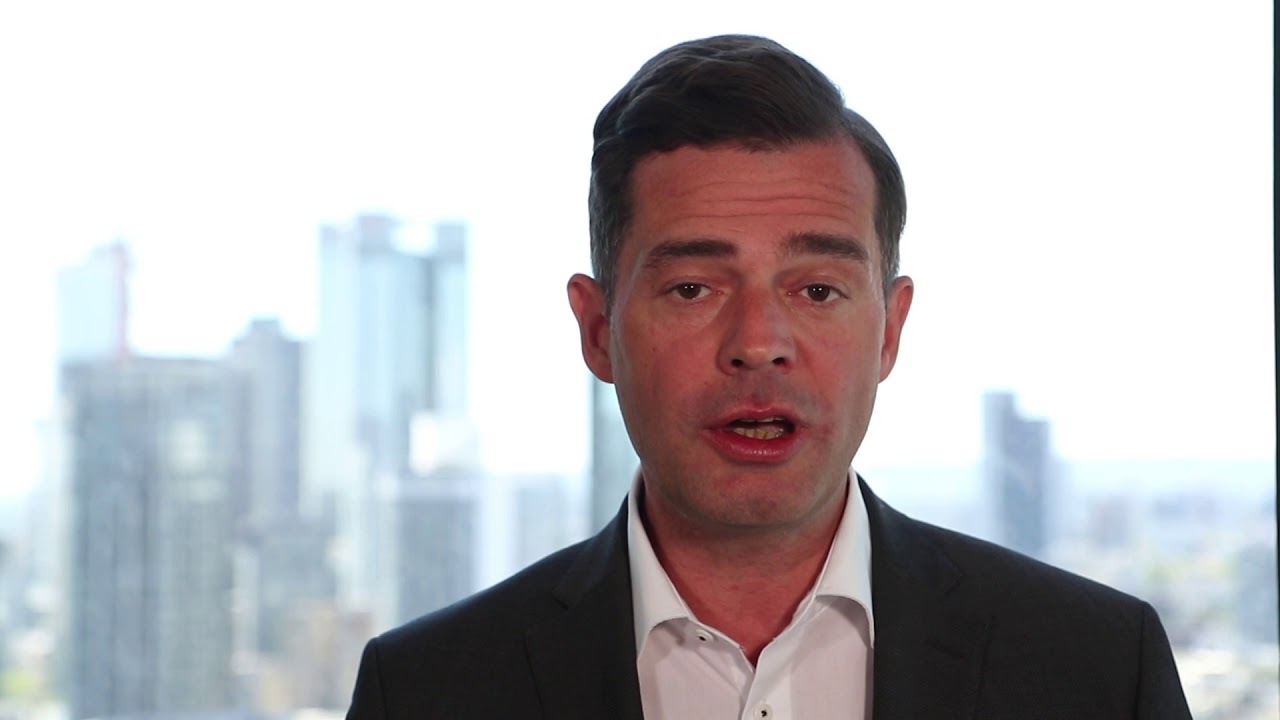 Mike Mohring gratuliert Christine Lieberknecht zum 60. Geburtstag - YouTube