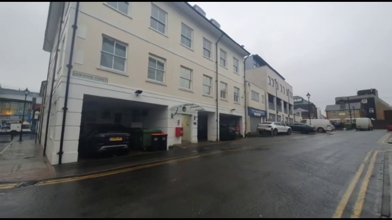 Flat 2 Calgarth house, bank street, ashford - YouTube