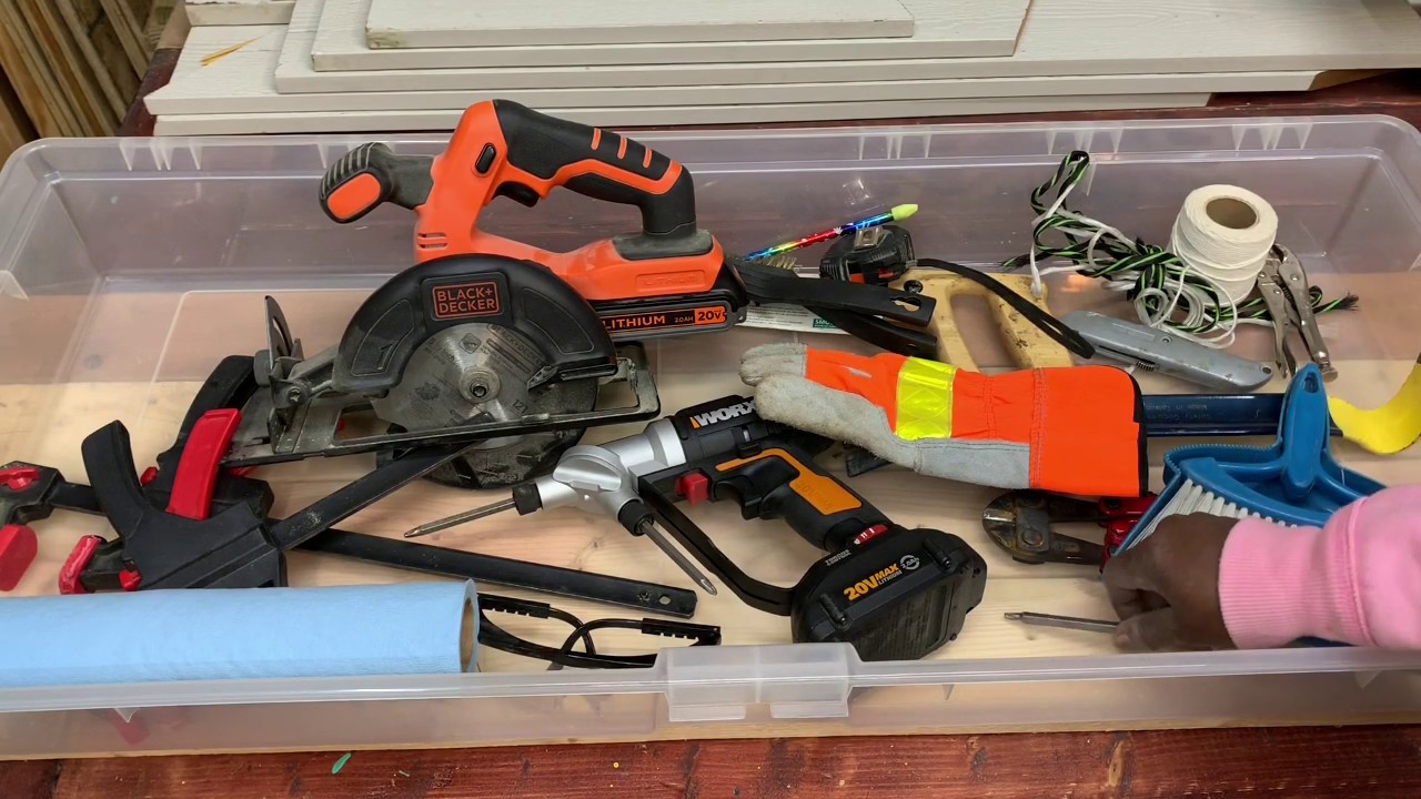 CONSTRUCTION SITE SCAVENGING//TOOLS NEEDED - YouTube