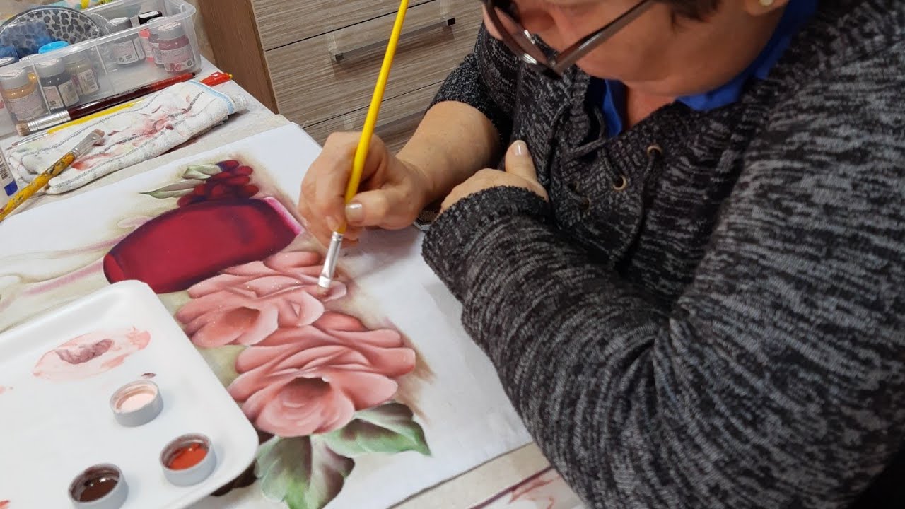 Pintando rosas ao vivo na aula - pintando rosas sobre tela - #vlog ...