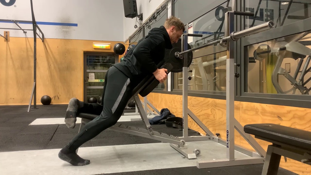 Incline Plate Row ISO hold - YouTube