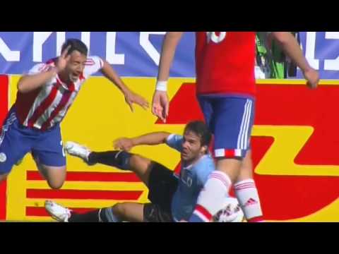 Alvaro Gonzales criminal sliding tackle on opponent | Uruguay v Paraguay Copa America 2015