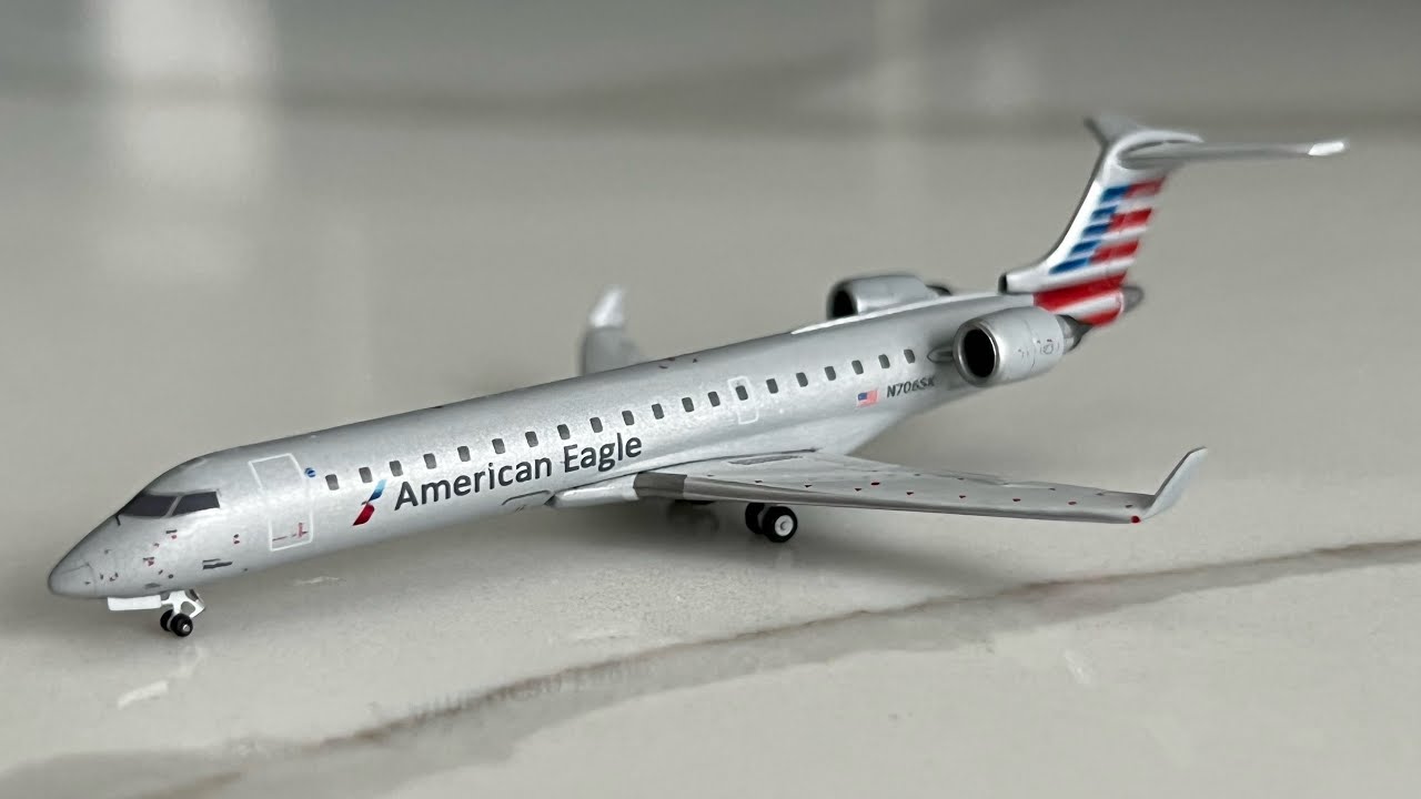 Gemini Jets American Eagle CRJ-700 - YouTube