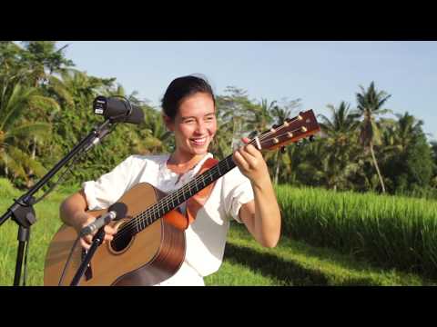 Daramuda - Suara Dunia (Sandrayati Fay)