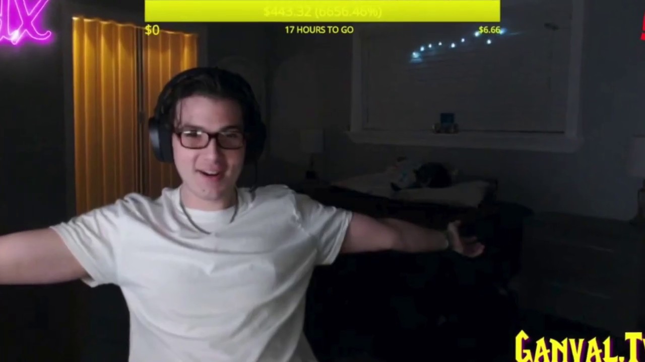 Ganval Rents Free Space in Aaron Carter's Mind | 12.12.19 - YouTube