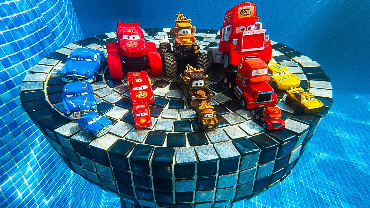 Disney Pixar Cars falling into deep pool, Lightning McQueen, Tow Mater ...