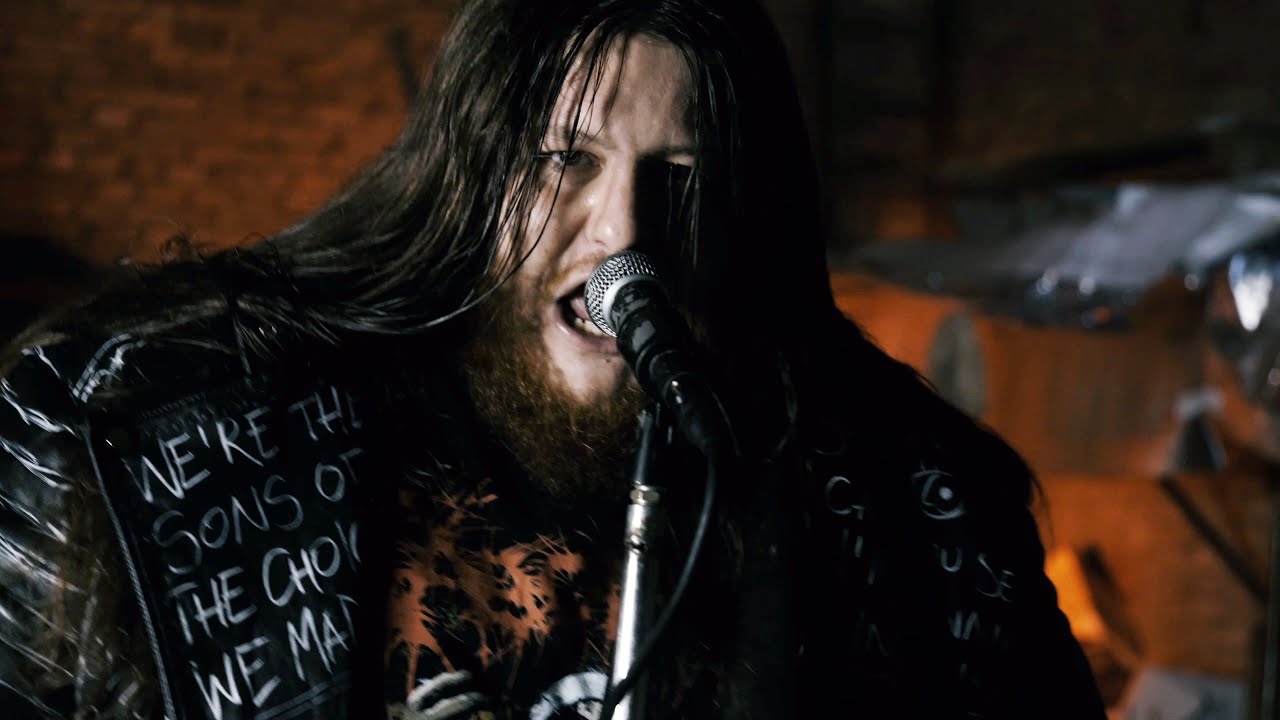 Danny Metal - Fra Le Stelle [Official Video] - YouTube