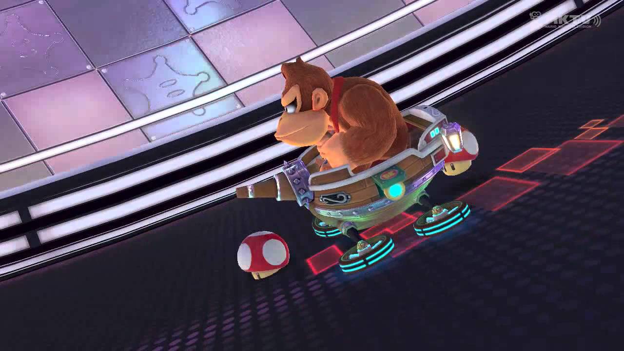 Mario Kart 8 Electrodrome - 1 Minute Gameplay - YouTube