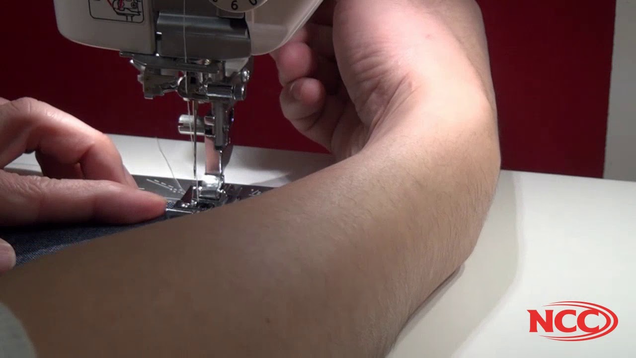 NCC미싱 CC-1877 파이오니아 오버록노루발 M - YouTube