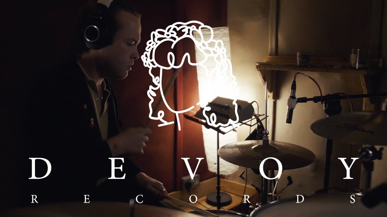 Milk. - Drama Queen (Live) | Devoy Records - YouTube