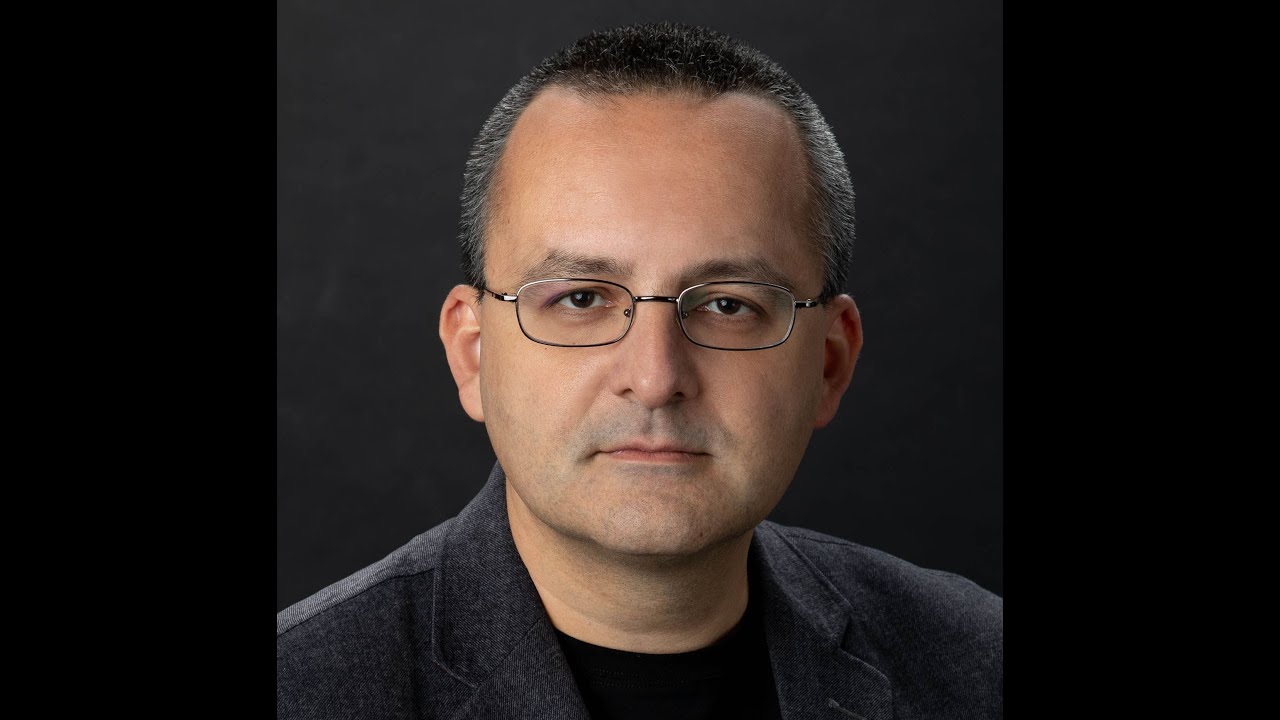 Alberto Cairo, PhD - Data Visualization Literacy - YouTube