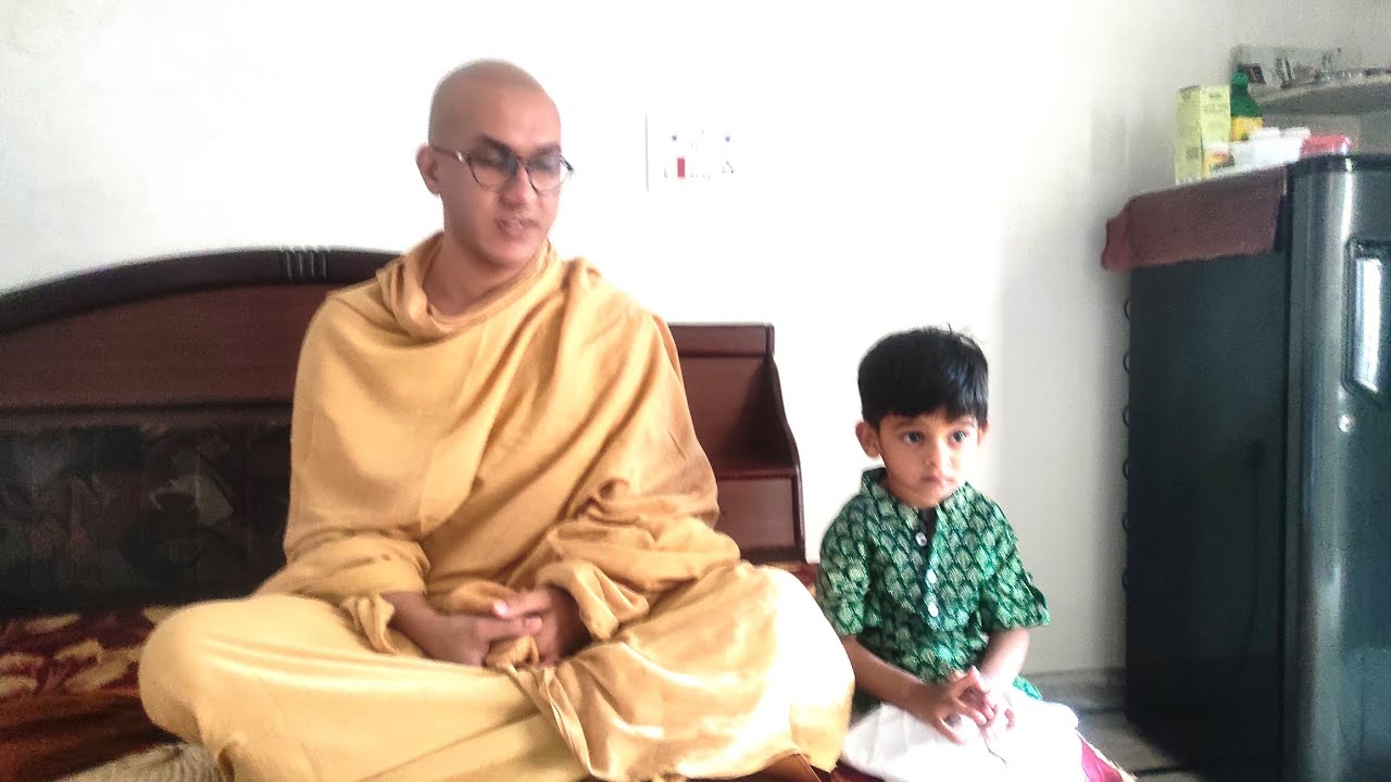 धर्म क्या है । Acharya Maitri singhal sagar आचार्य मैत्री सिंघल सागर ...
