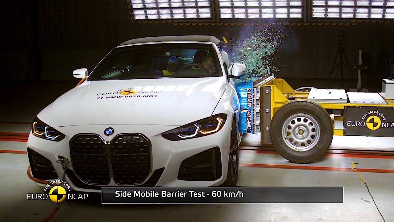 2021 BMW 4 Series Convertible Crash Test - YouTube