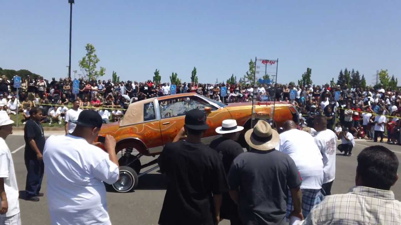 Lowrider Hopping Contest At Socios Car Club 10th Annual Car Show In ...