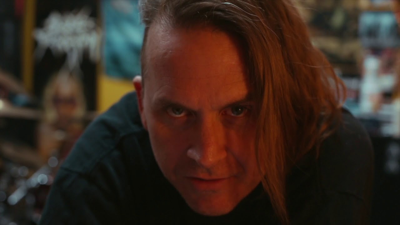 Travis Ryan from Cattle Decapitation on SA Shows. - YouTube