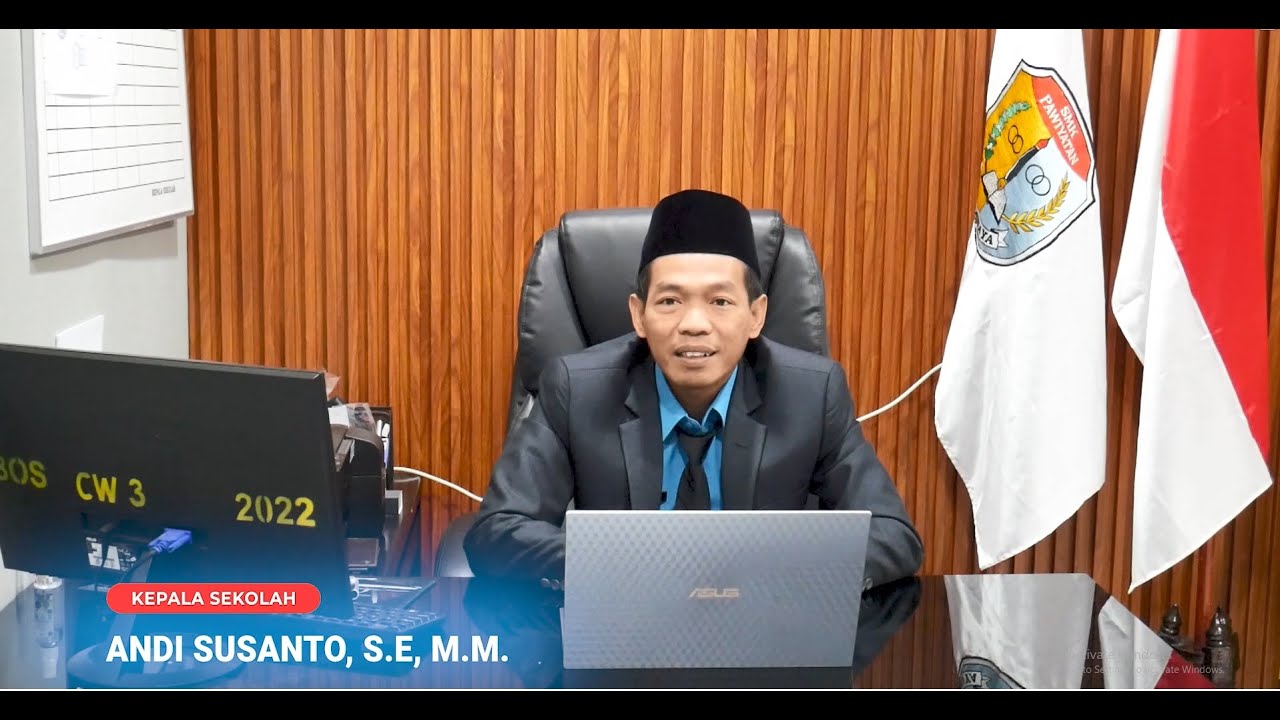 PROFIL KEPALA SEKOLAH SMK PAWIYATAN SURABAYA - YouTube