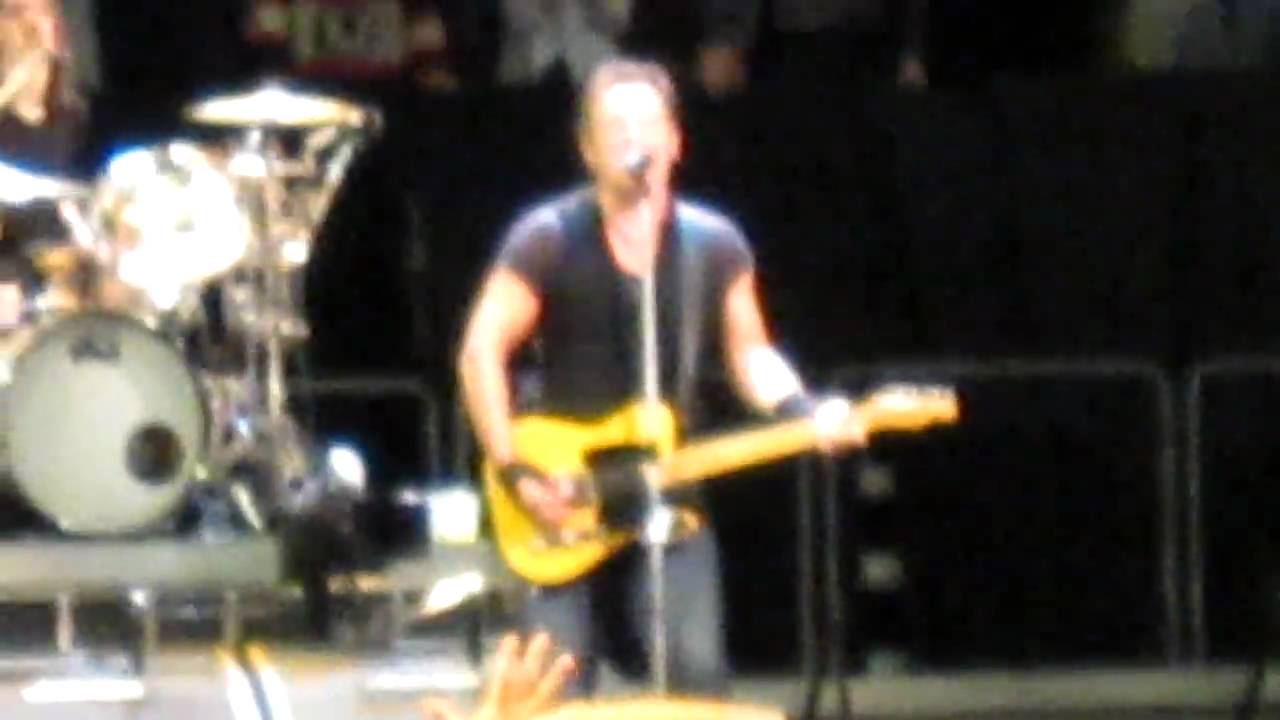 Bruce Springsteen - Rosalita Come Out Tonight LIVE (PART 2) at Chicago ...