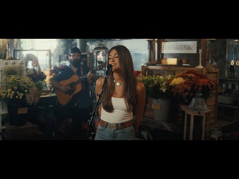 Lauren Watkins - Average Joe & Plain Jane (In A Perfect World: Petal Session)