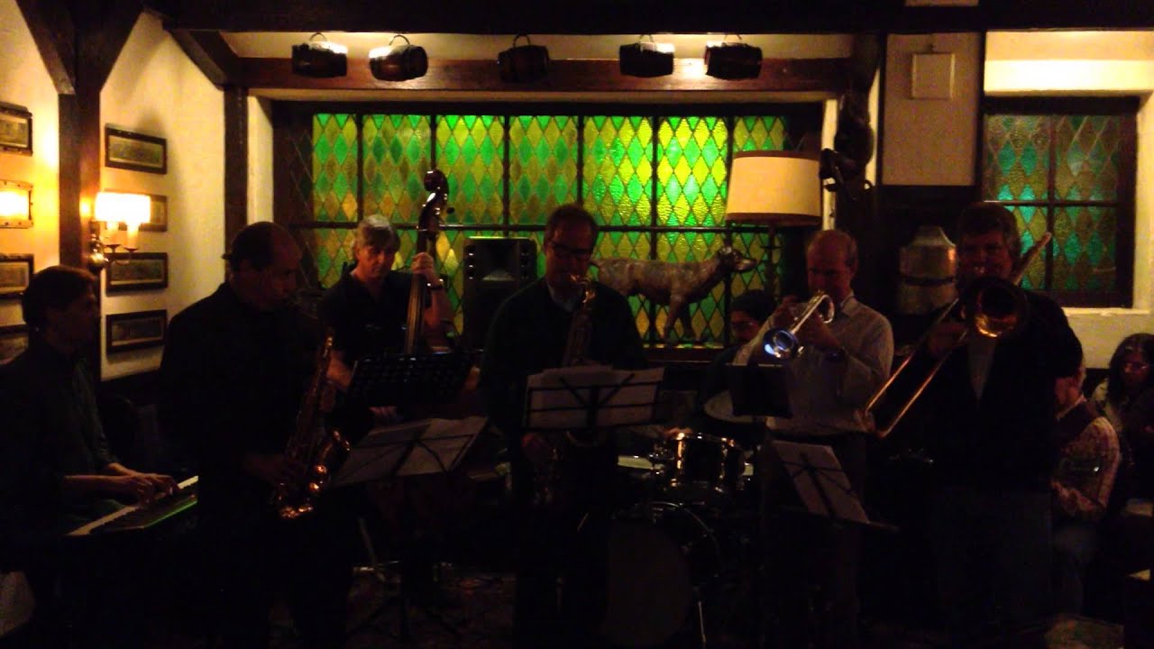 Great Jazz at Restaurante Pabe in Lisbon. - YouTube