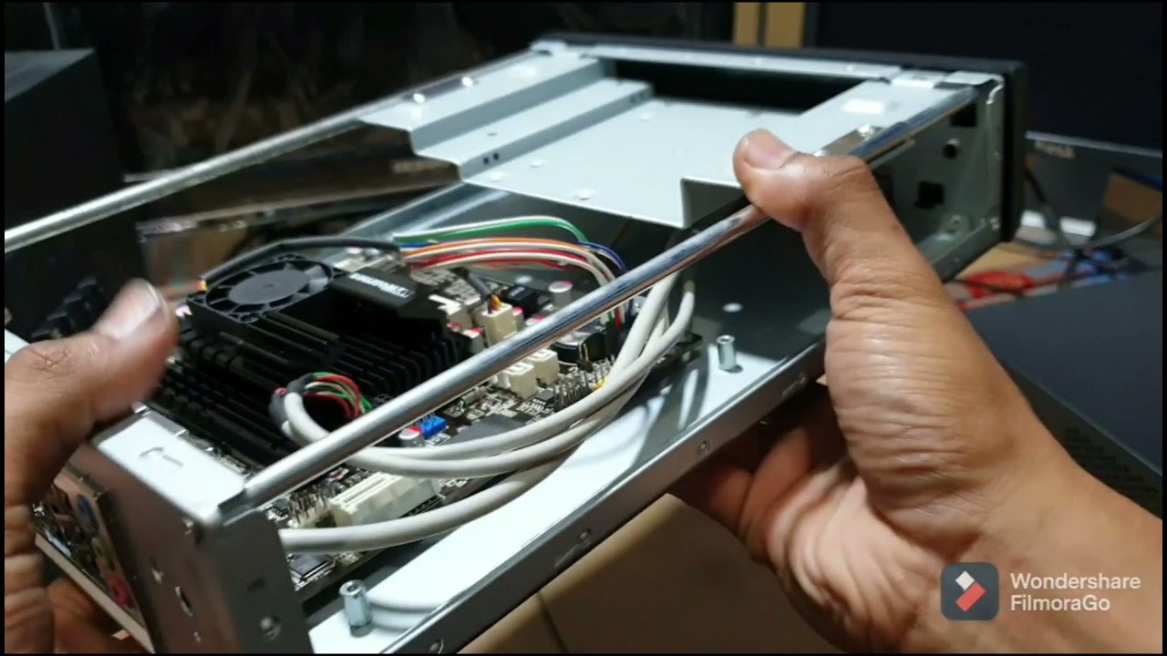 Merakit Mini PC Wearnes AMADEUS intel . Dual Display . Dual LAN Gigabit ...