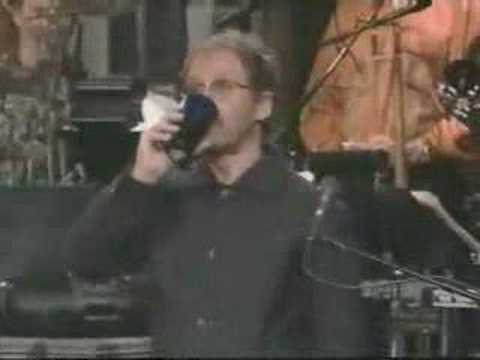 Warren Zevon replacing Paul Schaffer - YouTube