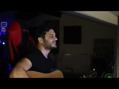 İlyas Yalçıntaş - Dünyadan Uzak Cover