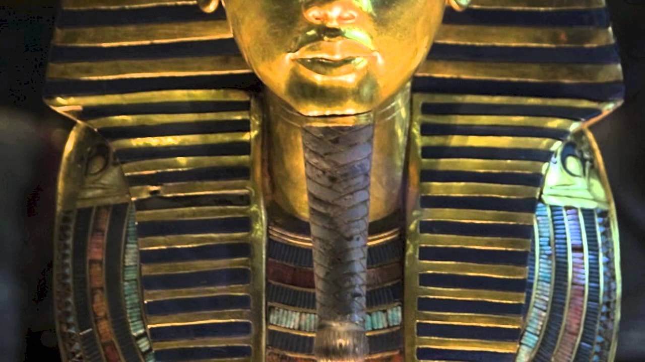 Egyptologist: 'Hasty patch-up job' on King Tut's beard - YouTube