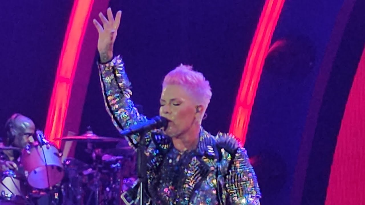 Who Knew - P!NK LIVE @ Summer Carnival 2024 Sydney Australia N2 | 4K ...