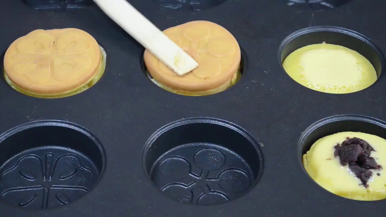 Obanyaki maker 9 holes red bean cake machine - YouTube