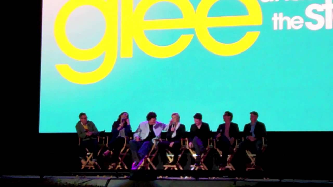 Glee sing Along Q&A part 1 - YouTube