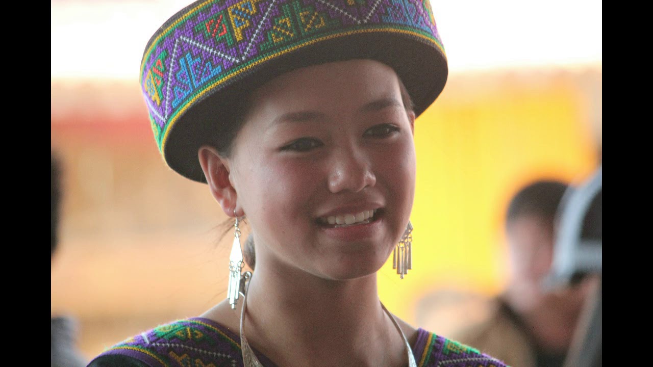 Hmong Song - Xav Hlub Koj - YouTube