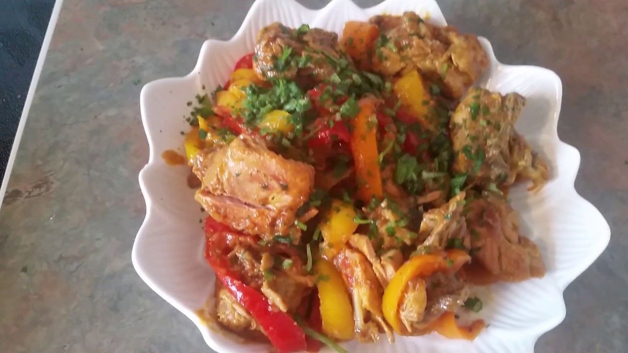 Chicken Capsicum Recipe - Easy Chicken Curry Recipe - Chicken and ...