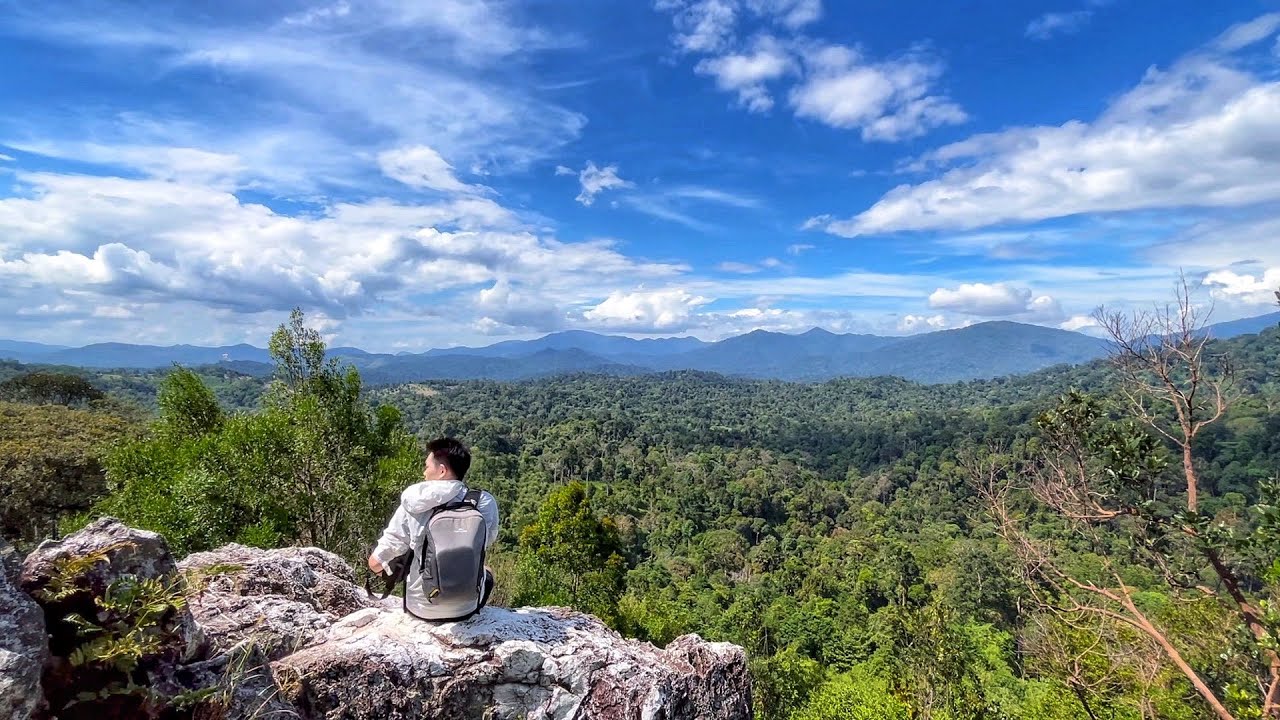 Solo Hiking Bukit Batu Chondong with Lunch Pack at The Peak in Kemensah ...